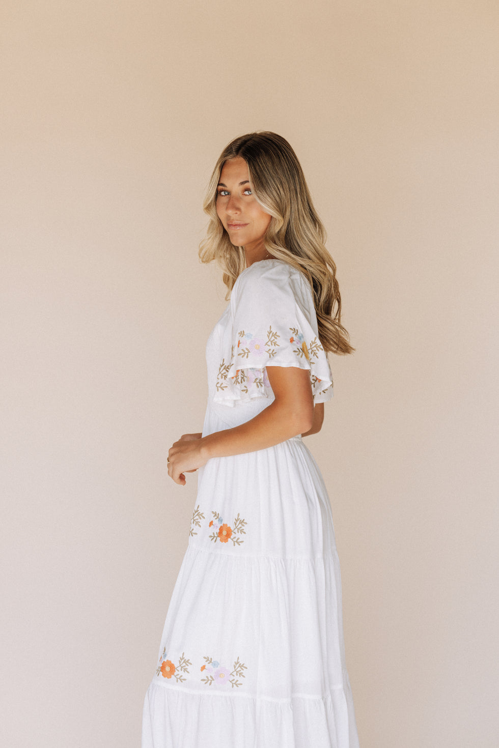 LDS Sister Missionary Dresses: Midi & Maxi Styles – FEHRNVI